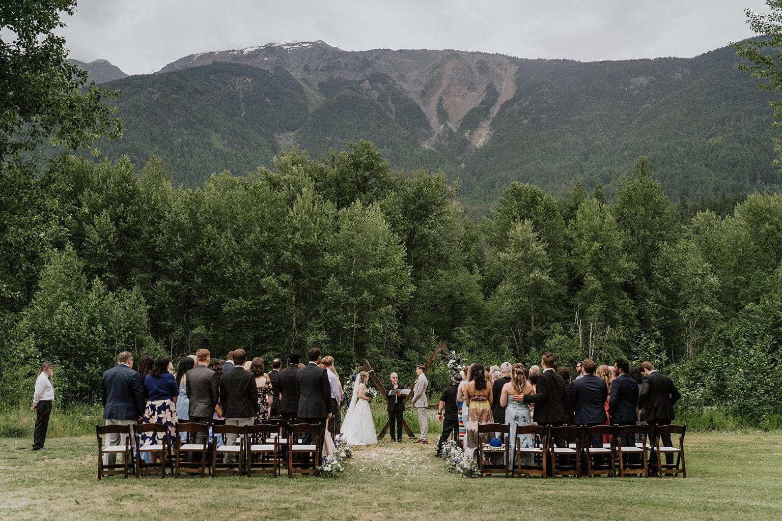 Dreamcatcher Meadows Wedding | Pemberton Wedding Venues